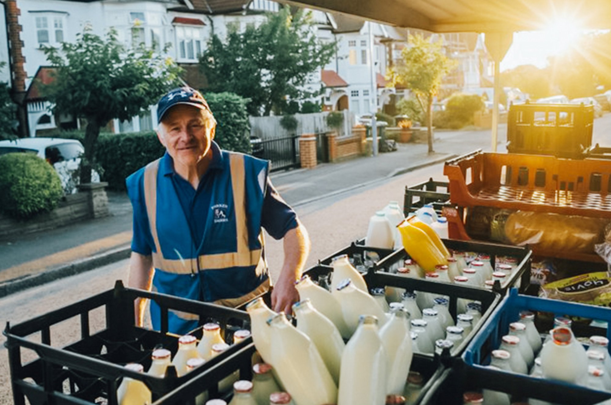 Milkman Returns! การกลับมาของคนส่งนม - Trawell